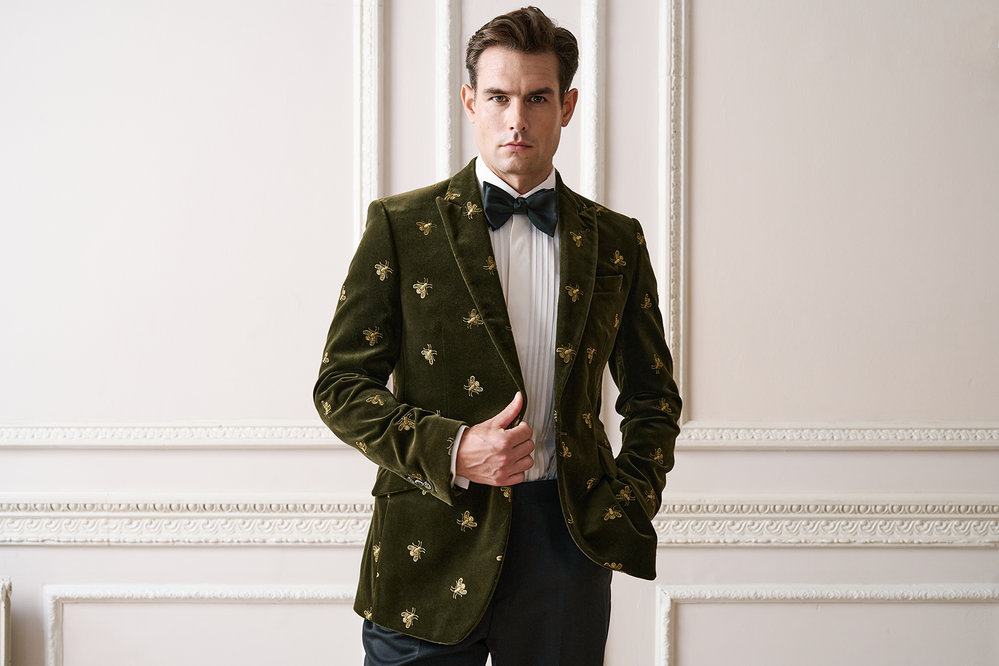 Velvet Dinner Jackets: The Ultimate Guide – Favourbrook